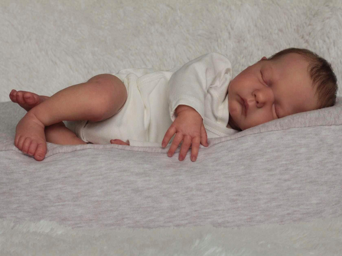 19 Inch Lifelike Reborn Baby Dolls Marley Cloth Body Lovely Realistic ...